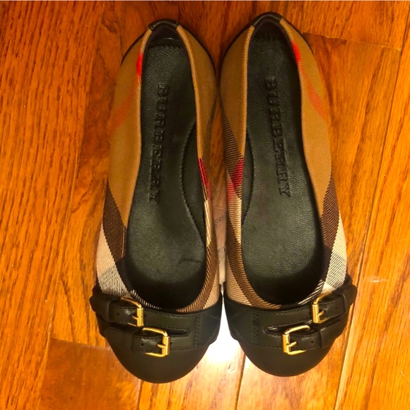 Burberry | Shoes | Burberry Flats | Poshmark
